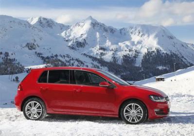 Nuova Volkswagen Golf 4Motion, svelata la versione 4x4 - Patentati