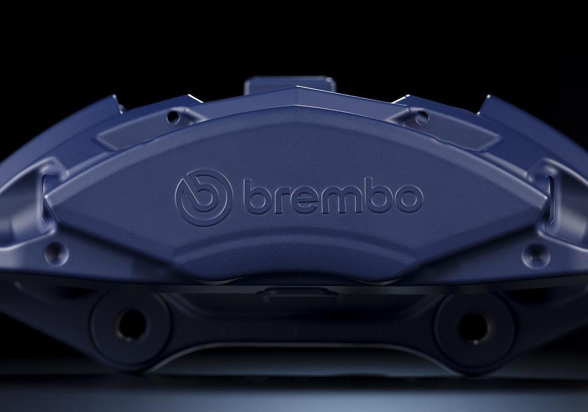 Foto Brembo Fuorisalone 2025 pinza blu - Patentati