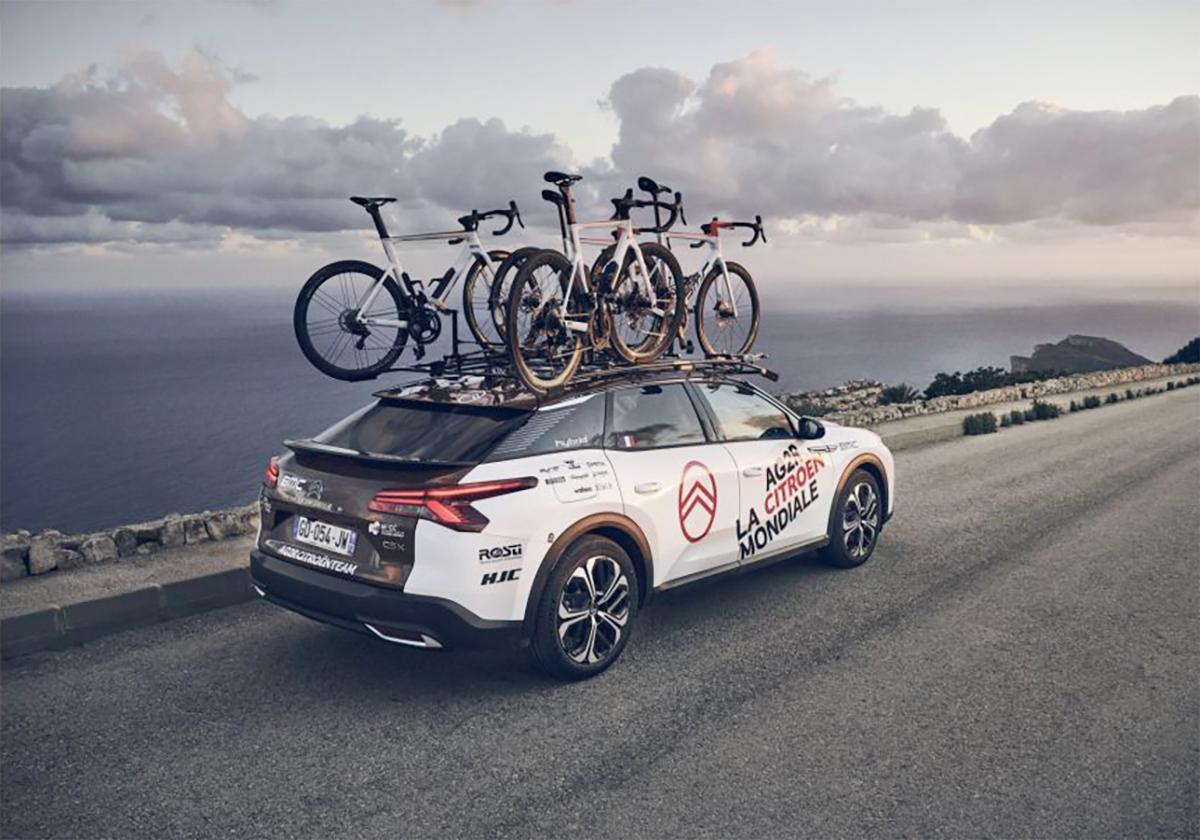 Foto Citroen C5 X per Ag2r bike team-3 - Patentati