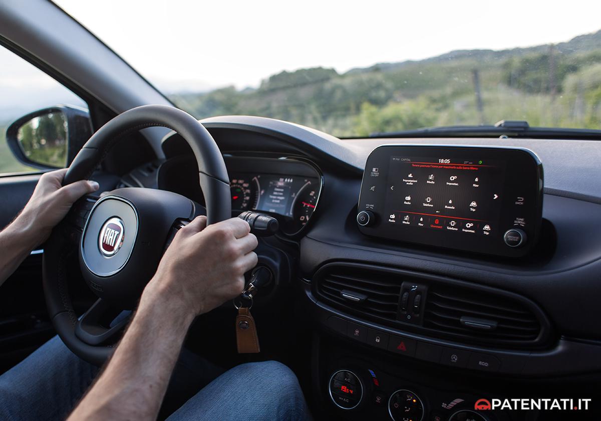 Fiat Tipo 1.6 Multijet 120 CV DCT S-Design, la prova della 5 porte ...