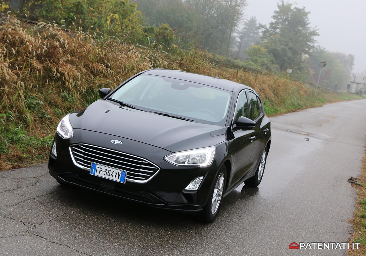 Foto Ford Focus 1.0 EcoBoost 100 CV - Patentati