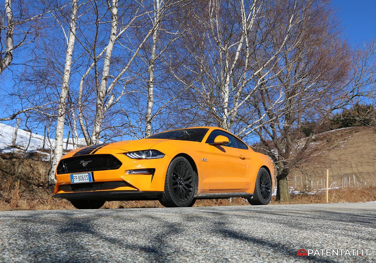 Foto Ford Mustang 5.0 V8 GT automatica - Patentati