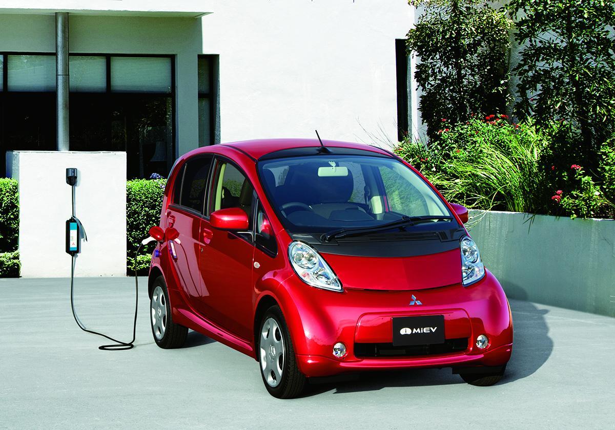 Mitsubishi i-MiEV, i 10 anni della prima elettrica di massa - Patentati