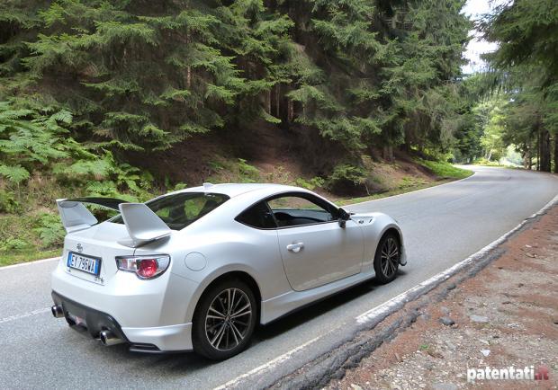 Foto Prova Toyota GT86 profilo - Patentati