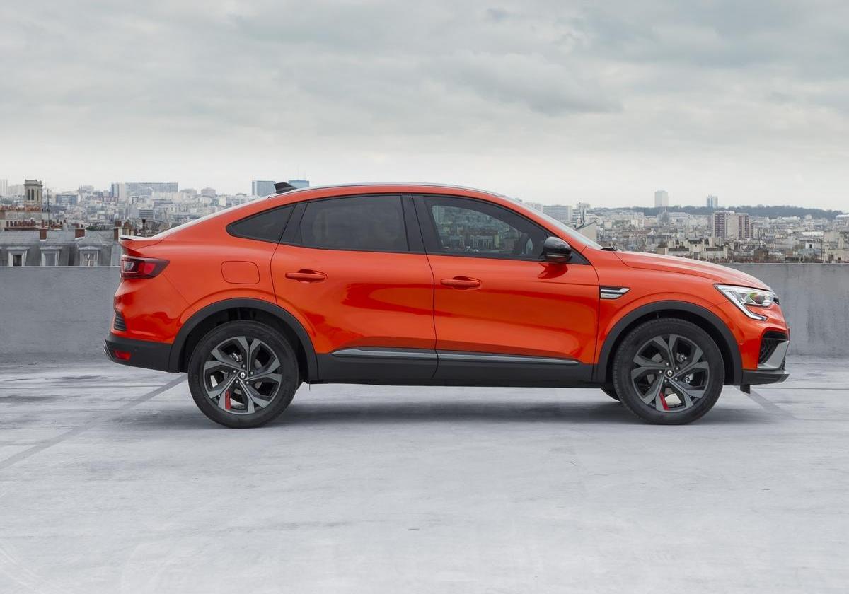 Renault Arkana E-Tech R.S. Line, la prova della versione full-hybrid ...