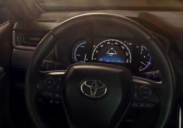 Nuova Toyota RAV4: le foto e i dati - Patentati