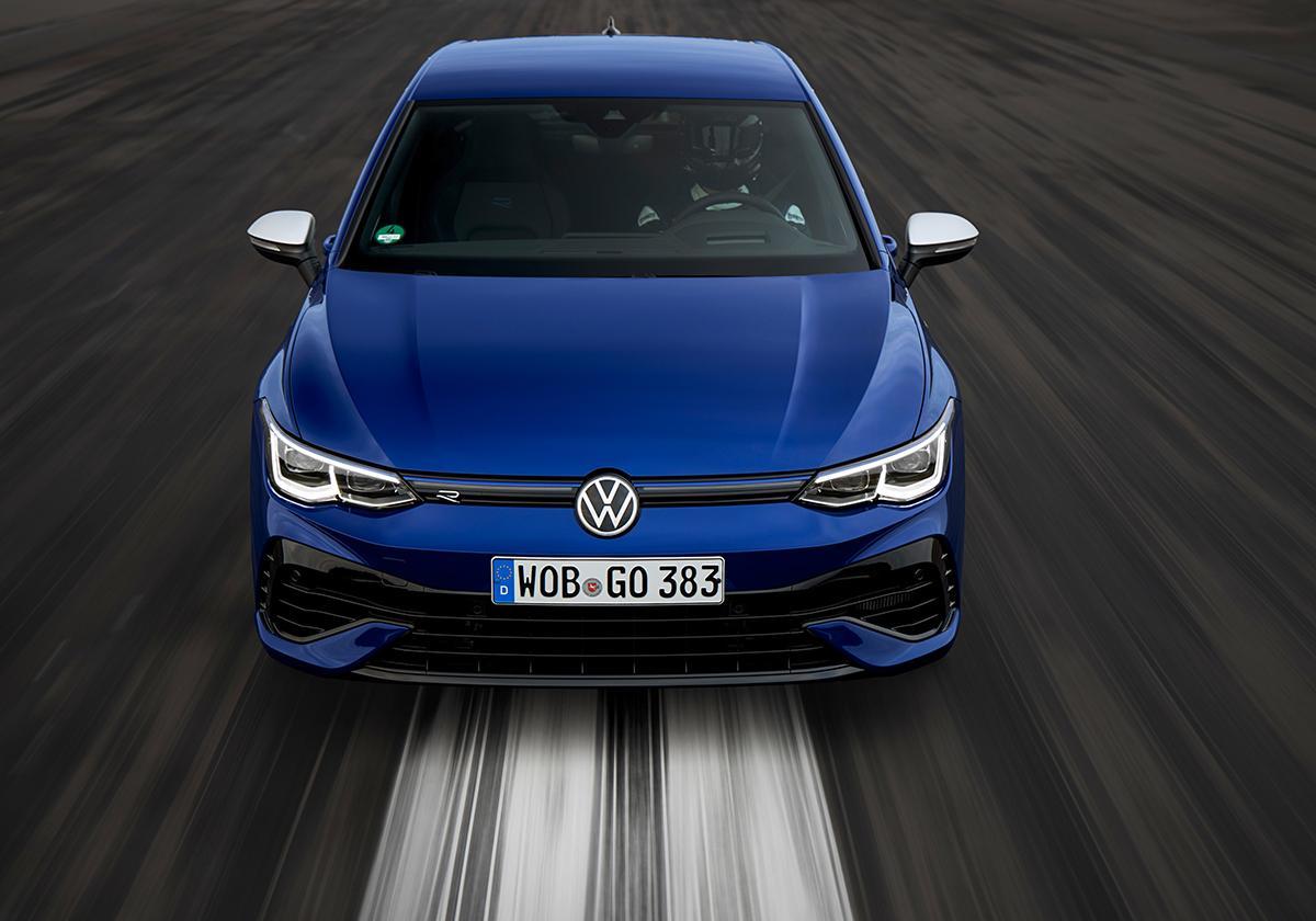 Foto Volkswagen Golf R, la più potente da 320 CV 05 - Patentati