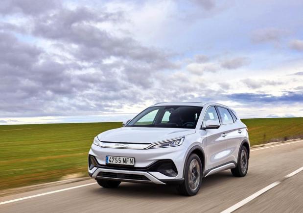 Foto BYD Atto 3 Design foto - Patentati