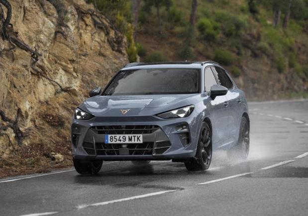 Foto Car of the Year 2025 7 - Patentati