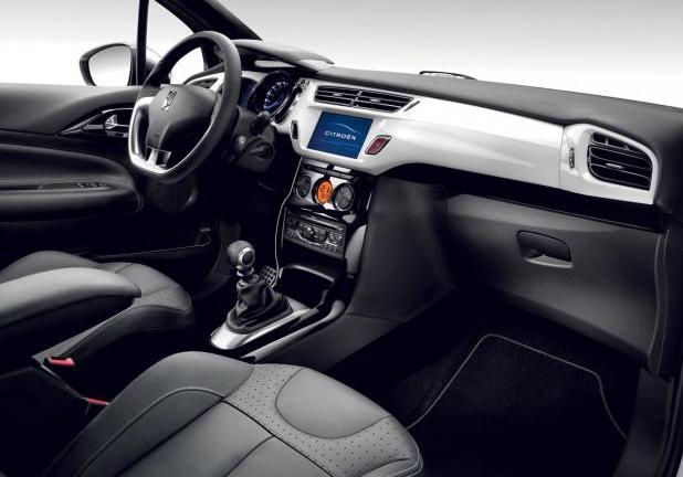 Foto Citroen per neopatentati DS3 interni - Patentati