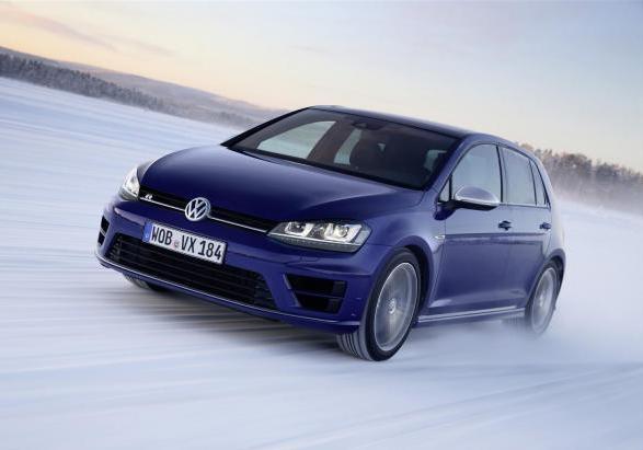 Nuova Volkswagen Golf R, 300 CV e trazione integrale - Patentati