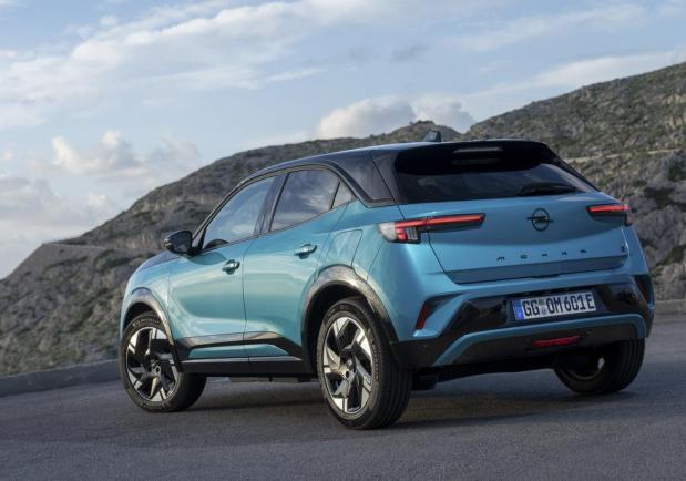 Foto Opel Mokka Electric - retro - Patentati