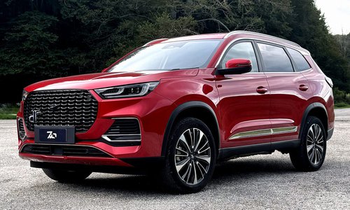 Nuove auto DR 2025: gamma modelli e listino prezzi - Patentati